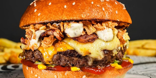 Who's competing in today's National Burger Awards?